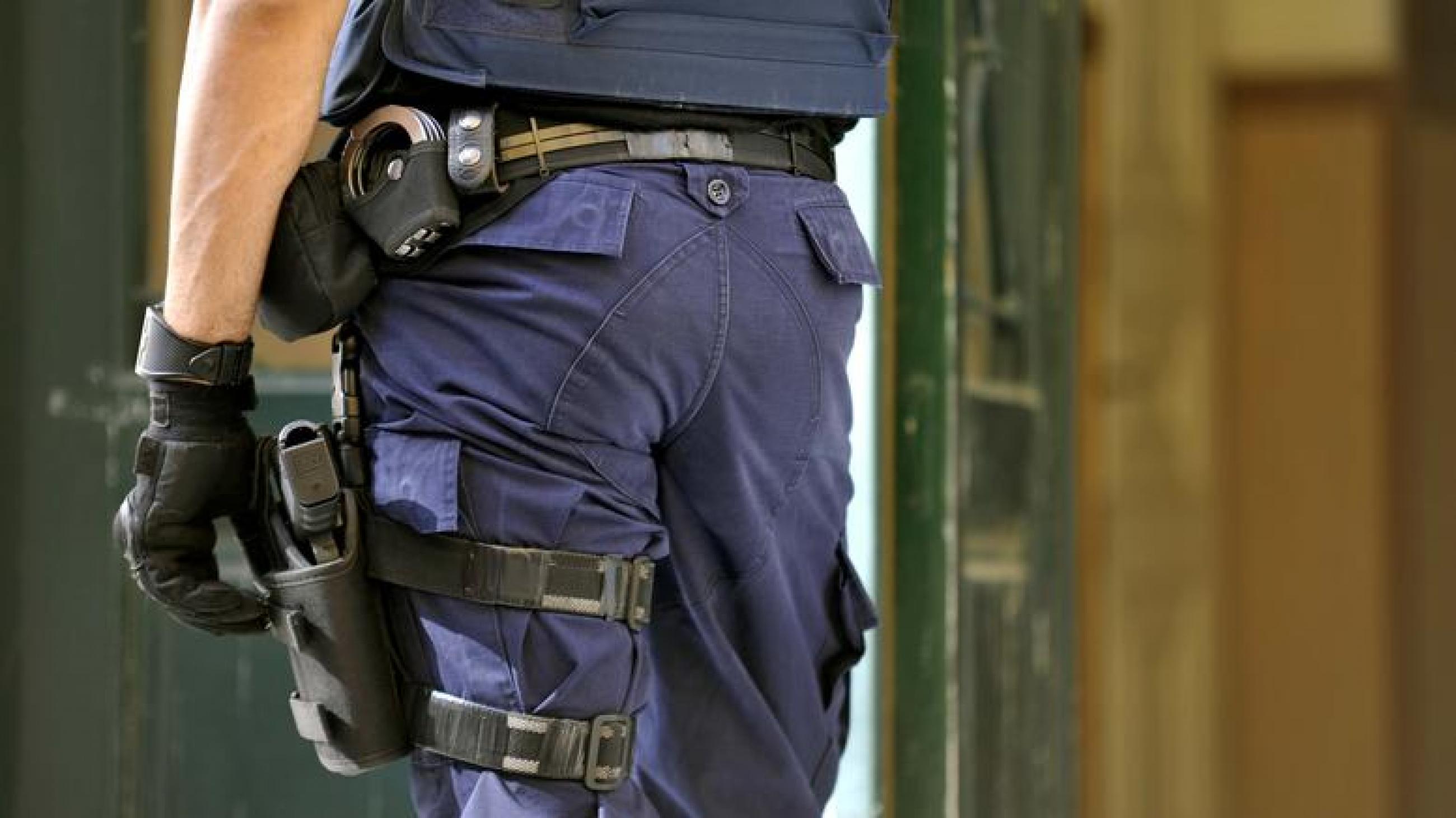 Συνελήφθη αστυνομικός | PoliceNET of Greece