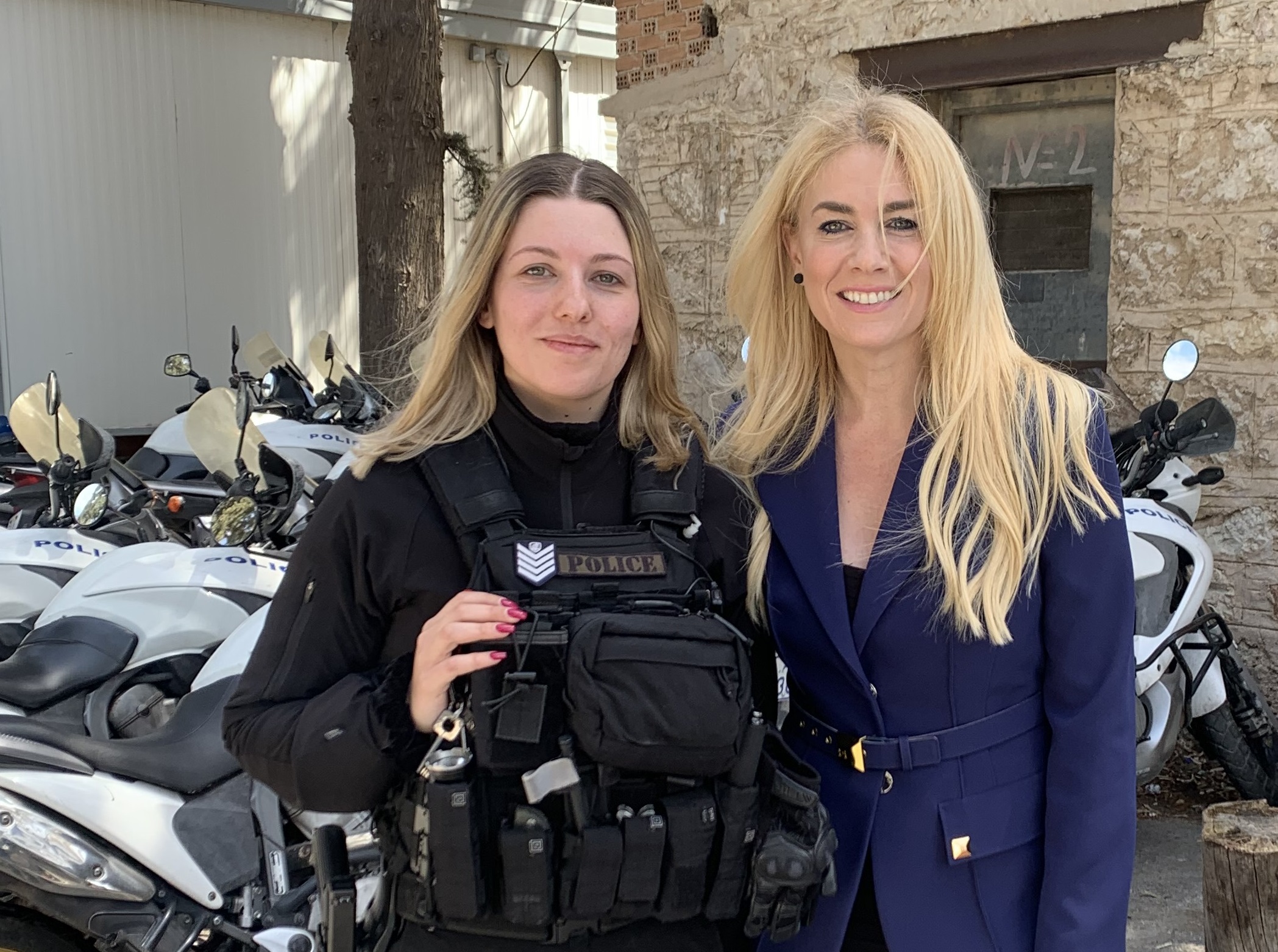 "Υπερήφανη που έχω την τιμή να σας εκπροσωπώ" [ΦΩΤΟΓΡΑΦΙΕΣ] | PoliceNET ...