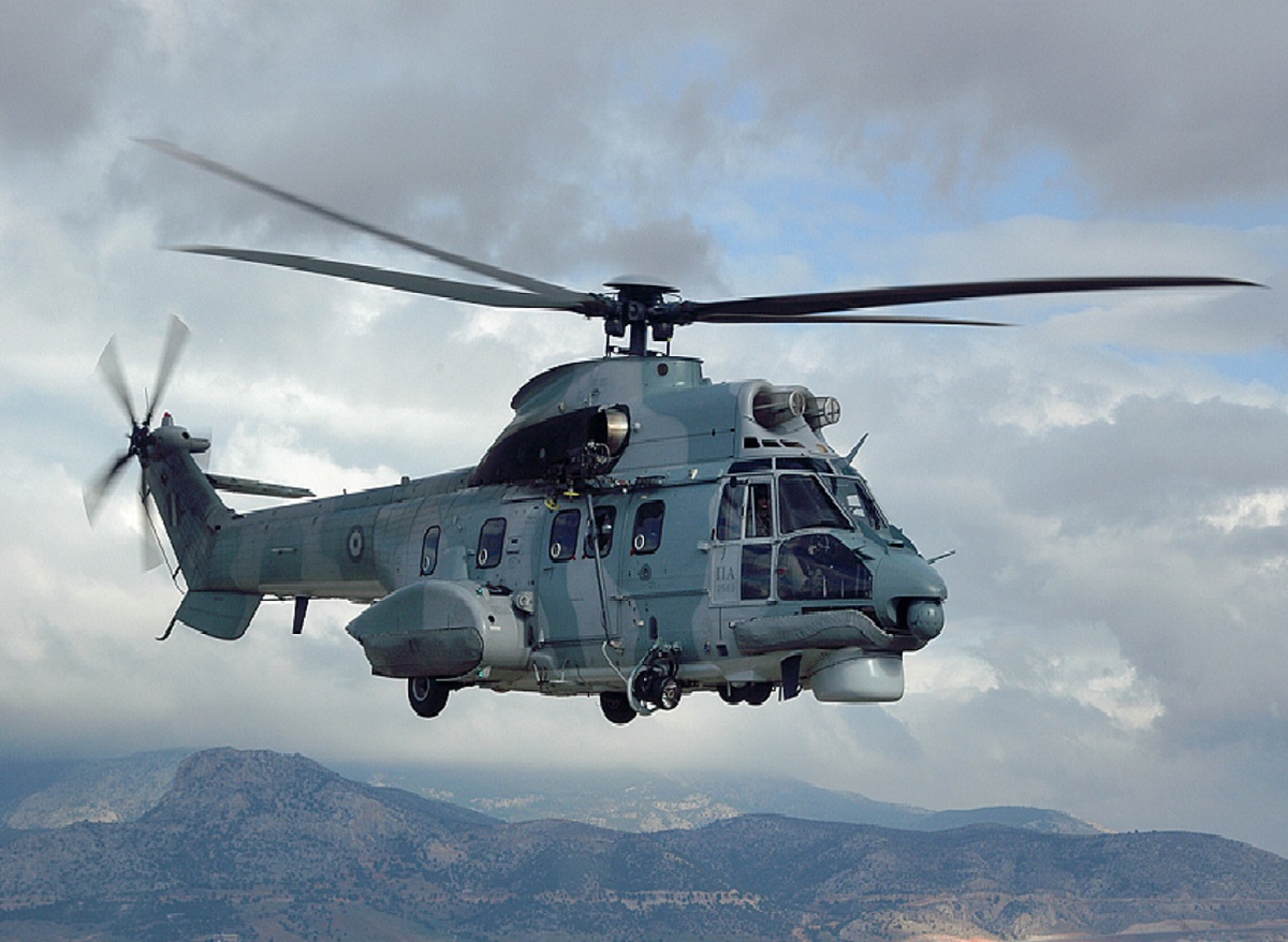 Διάσωση 63χρονης Αμερικανίδας τραυματία απο ελικόπτερο Σούπερ Πούμα της ...